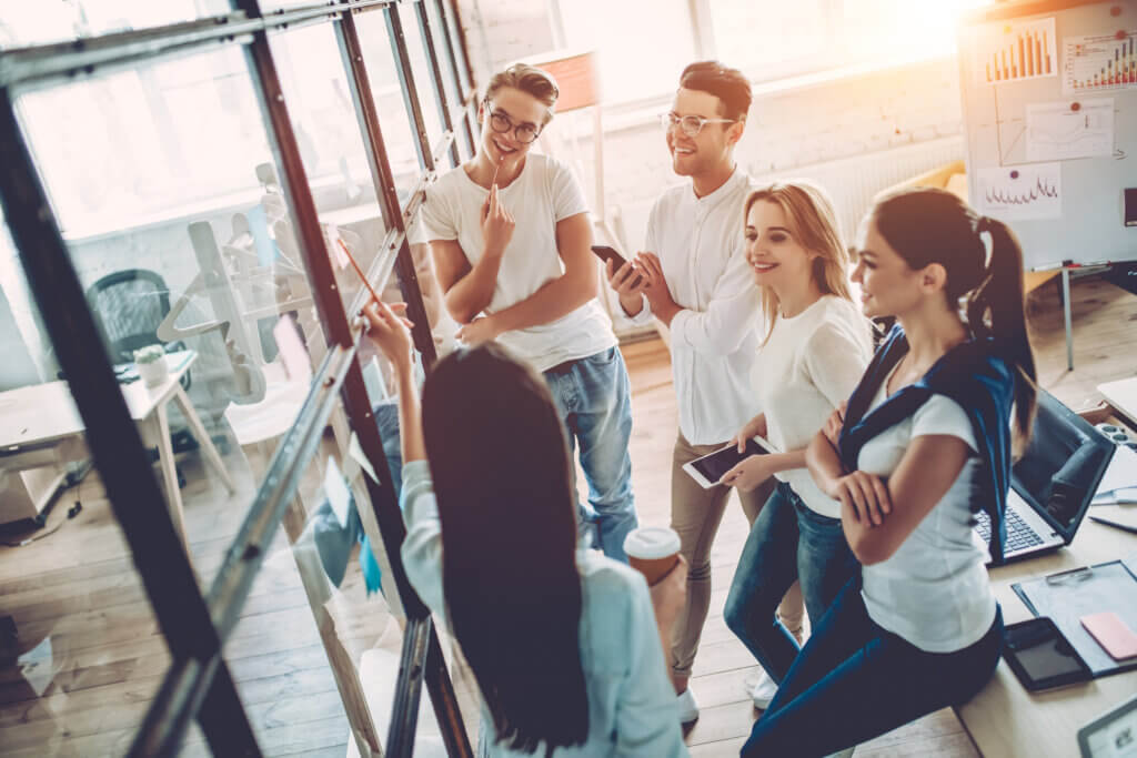 Qlos - Twoi konsultanci AWS - Qlos.com