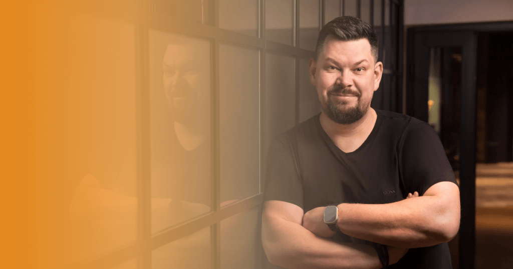 What importance does a server have in marketing? - Talk at MarTech Well Done | Qlos.com